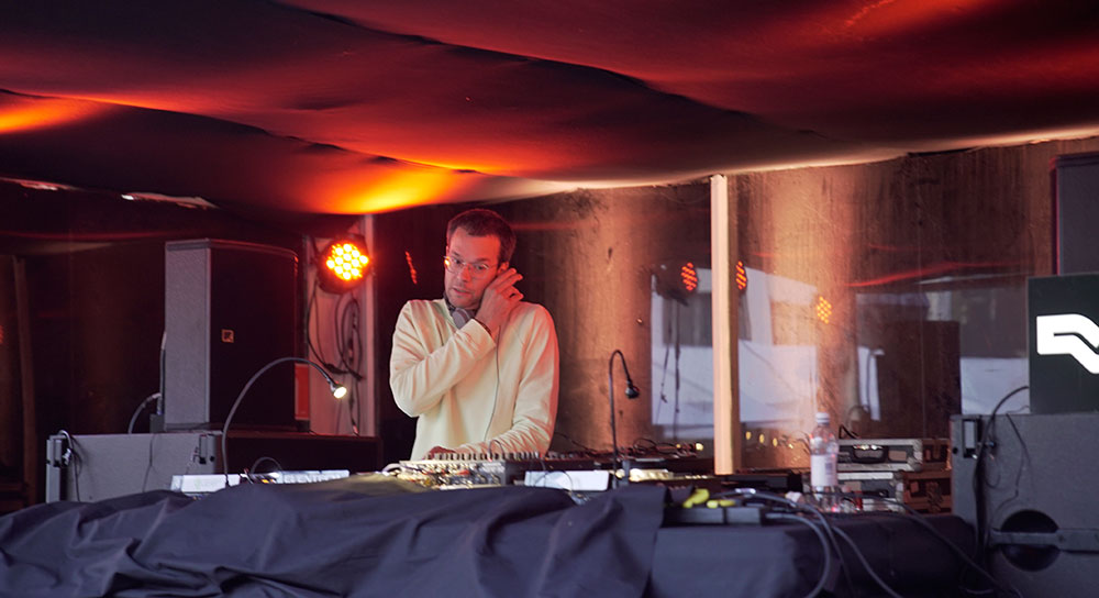 DJ Pierre, Roman Flügel, Sleaford Mods, Helena Hauff, Black Madonna ...